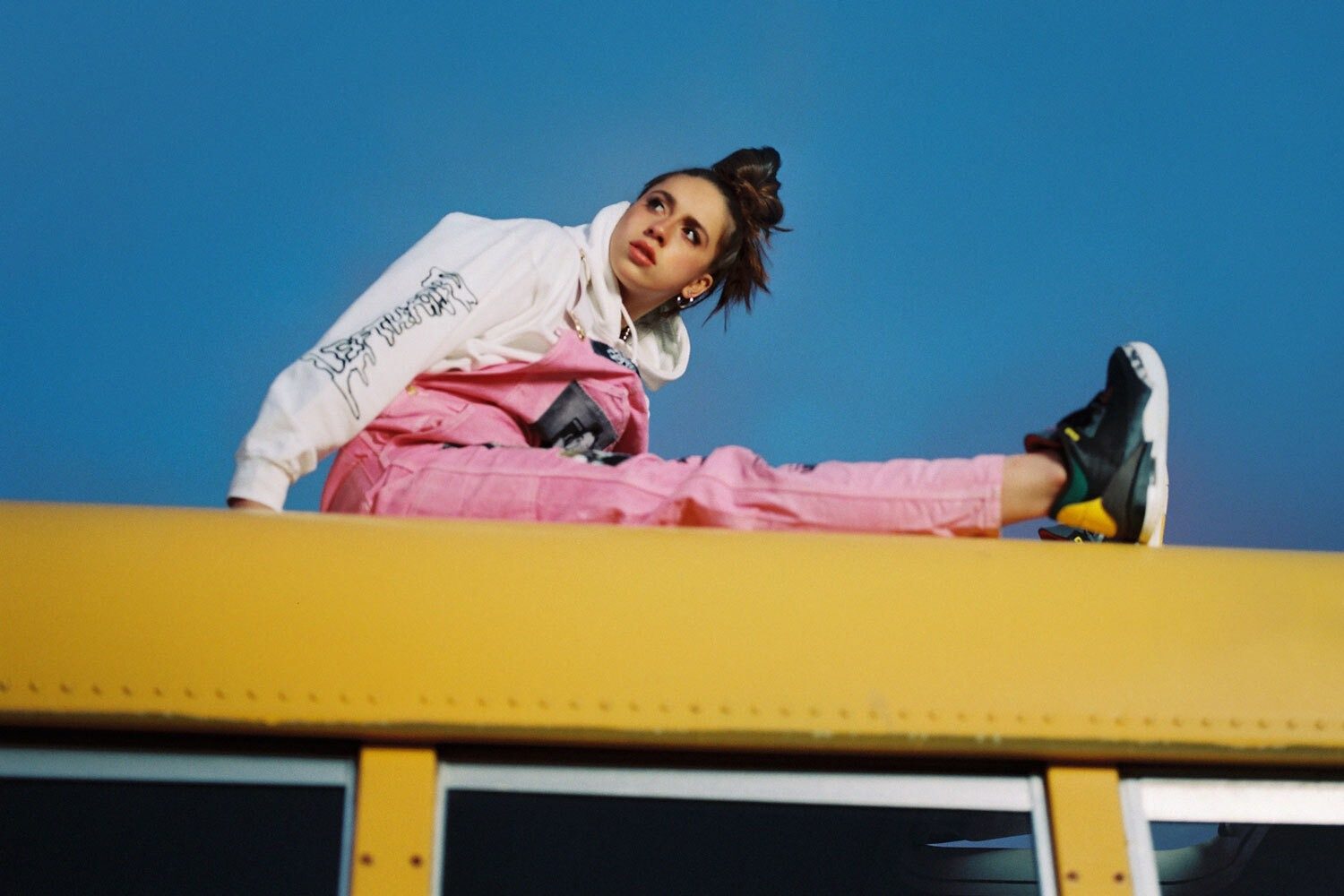 Tate McRae Goes Back In Time on “Jimmy Kimmel” • Music Daily